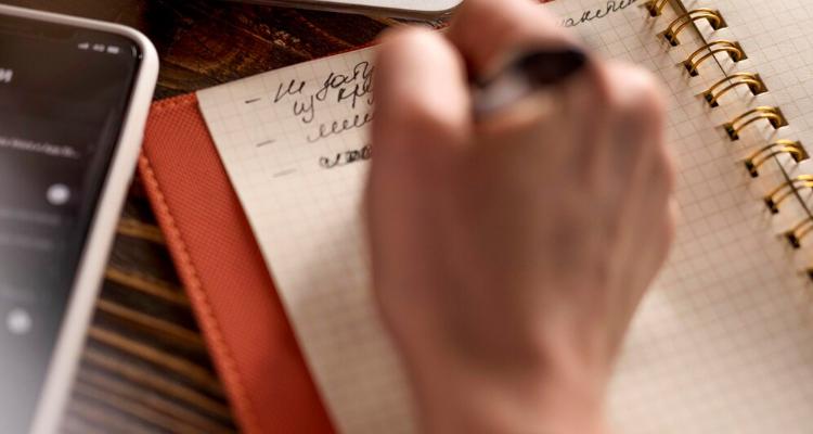 Cómo se escribe bulto o vulto – dominiopublico.es