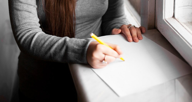 ¿Cómo se escribe cabaretera o cavaretera? – dominiopublico.es